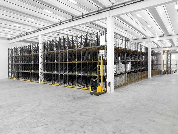 Innovative design distinguish Interroll Pallet Flow from competition ...