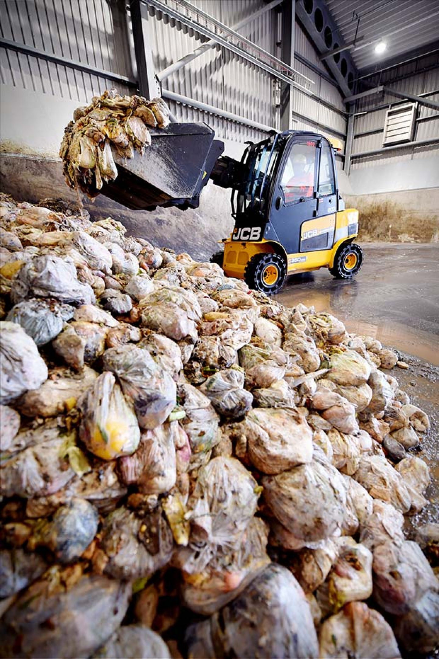 JCB delivers for Guernsey’s waste station and recycling centre ...