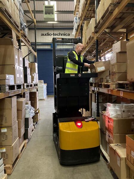 Narrow Aisle’s new ride-on order picker is a safe choice for e-commerce ...