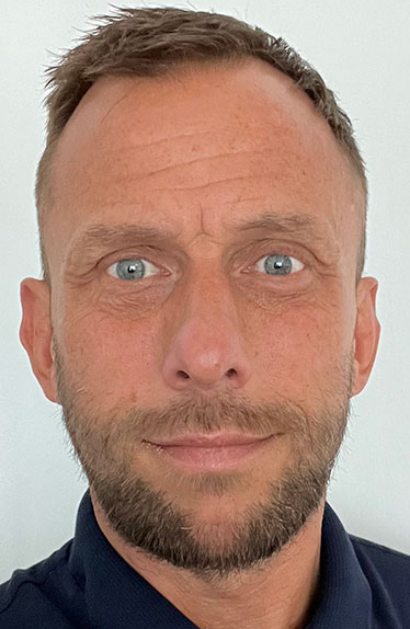 Supplier Spotlight. Jonathan Hibbins, Commercial Director McCue ...